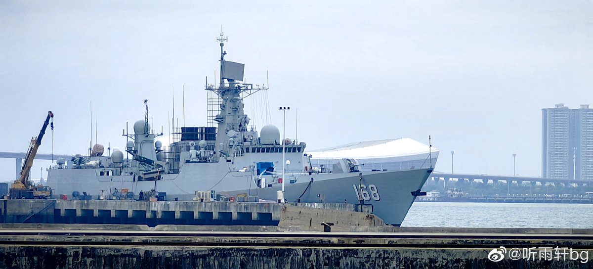 Alex Luck on Twitter: "New image of 052B DDG 168 Guangzhou. Notably the ship appears to be ...