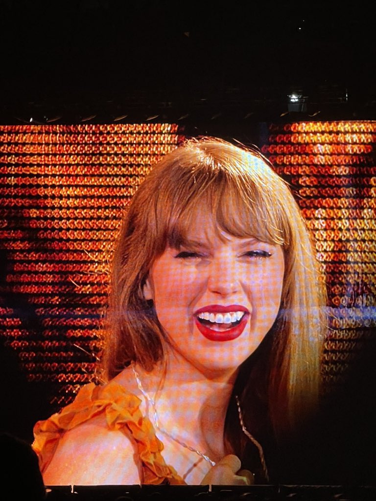 Taylor Swift Brasil 🕰 On Twitter Apenas Ela E Mais NinguÉm