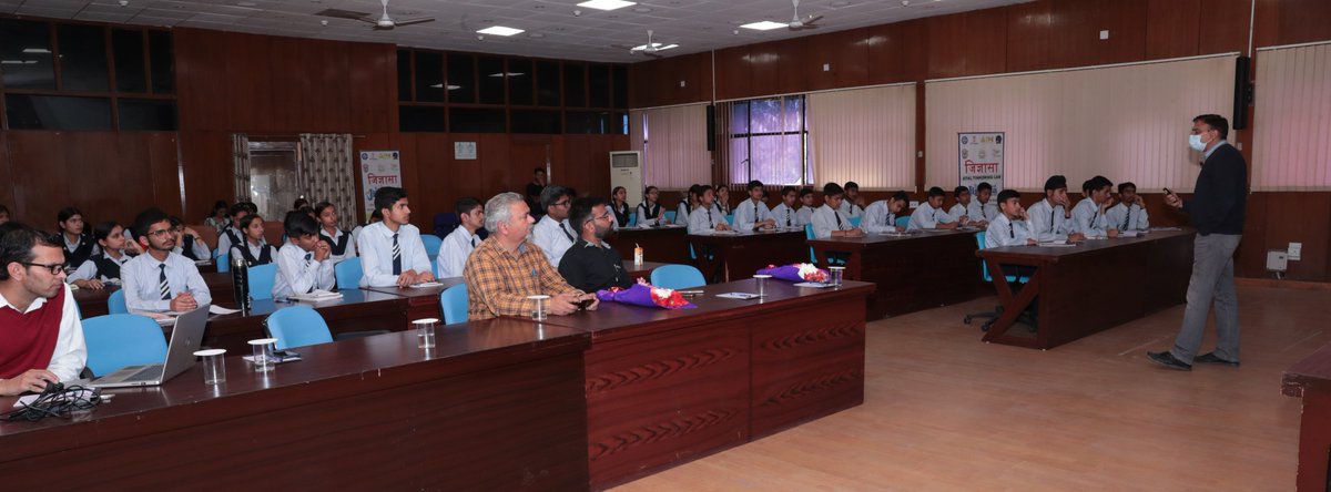 CSIR-Institute of Himalayan Bioresource Technology on Twitter: "1/3 Earth Day was celebrated at ...