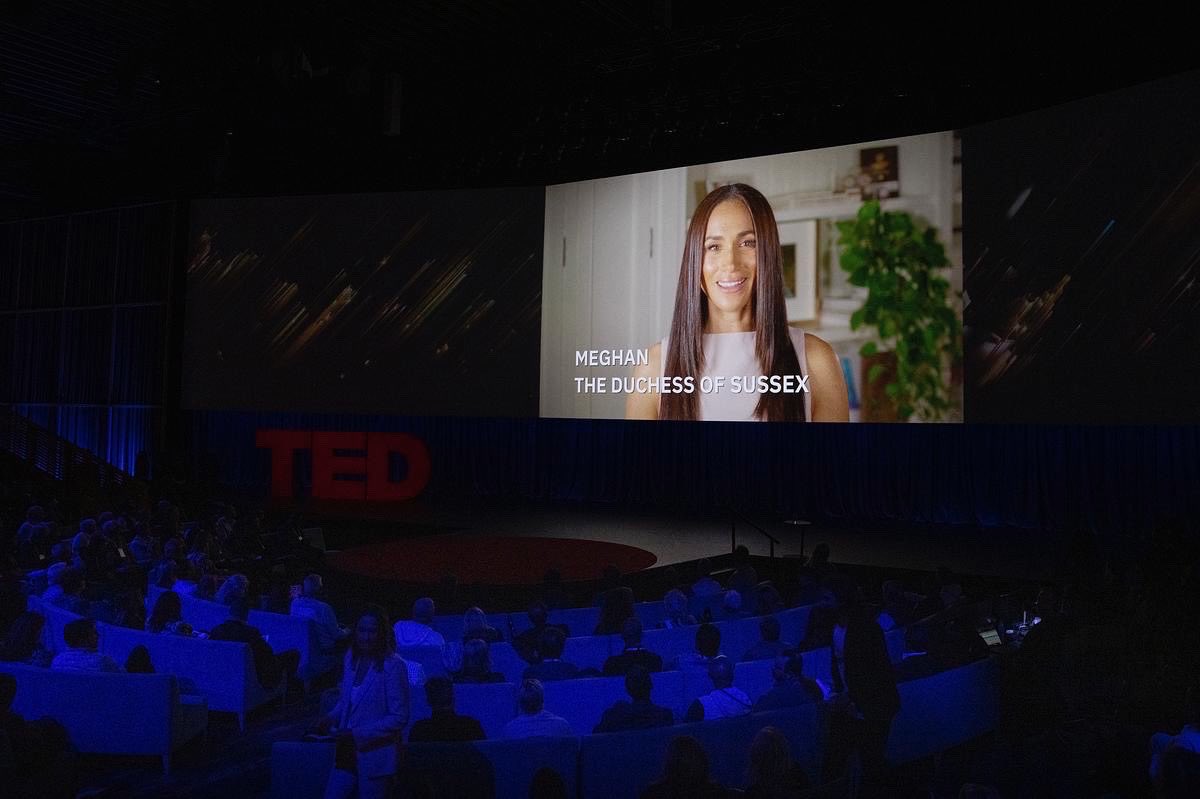 TV Fanatic👑⚜️ on Twitter: "Meghan, Duchess of Sussex introducing Misan Harriman for his TED Talk ...