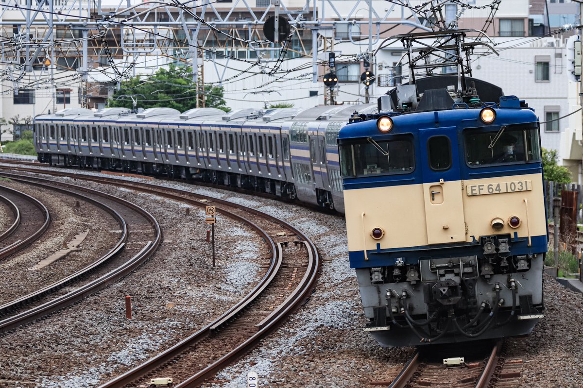 ED on Twitter: "配9645レ EF64 1031[新潟]+E235系1000番台 横ｸﾗF-25編成 新津配給"