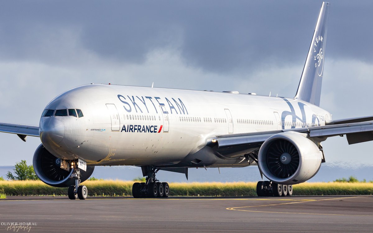 Olivier Hoarau on Twitter: "🇫🇷 November Tango, AF652 arriving this morning with a great light 😍 ...