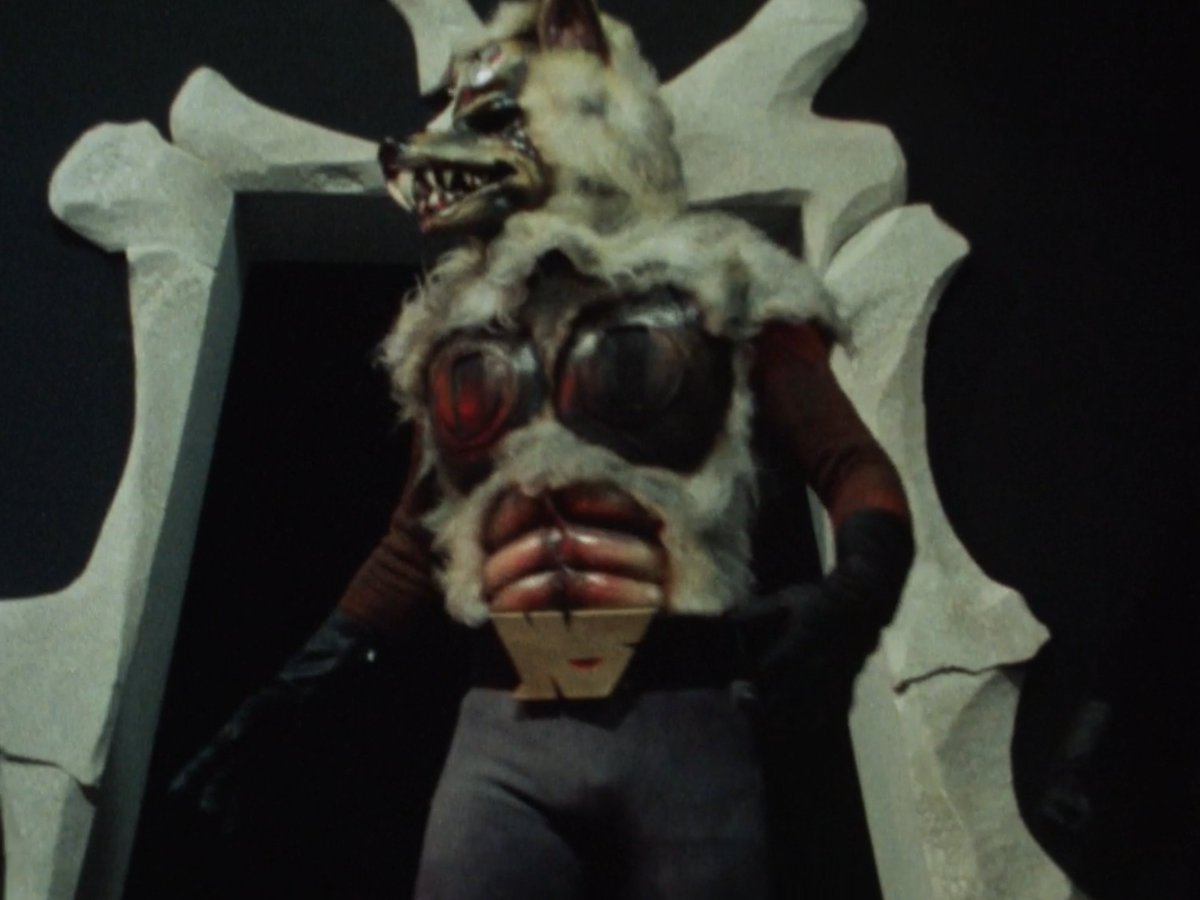 White_ant_command（白アリコマンド） on Twitter: "英国から派遣されたオオカミジンさま。 お待ちかねだった魔神提督さまの許に参上。 怪人が初登場する場面はいつも興奮 ...