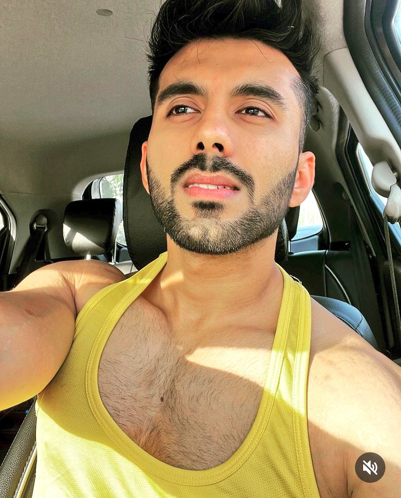 Chennai Maamakutty(4K) on Twitter: "Good night with this hottie... ரோஜா உதடு, பழுத்த காய் ஐயோ ...