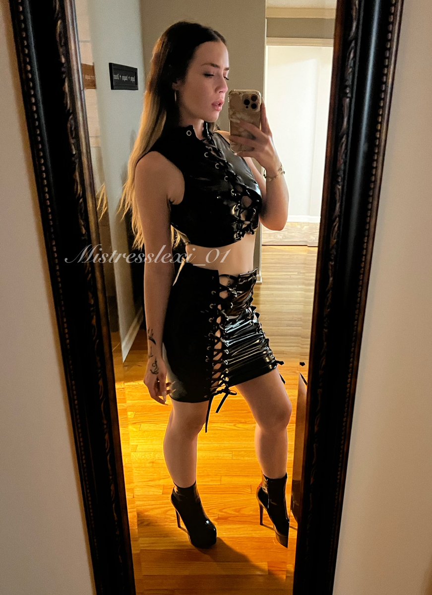 Mistress Lexi ️APRIL 📍NC ~📍TN ~ 📍GA ~ 📍FL on Twitter: "I want some big juicy drains today 💦 ...