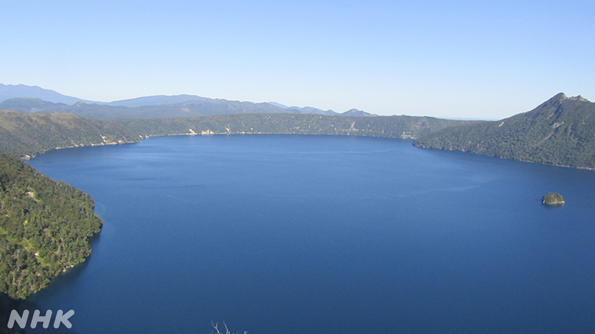 NHKラジオニュース on Twitter: "#マイあさ #弟子屈 にある #摩周湖。湖の色は“#摩周ブルー”と呼ばれます。 https://t.co/2QC7sSicOO https ...