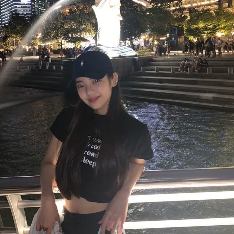 lia pics🫧 on Twitter: "just some girlfriend material pictures of LIA 🫶🏼🫶🏼🫶🏼"