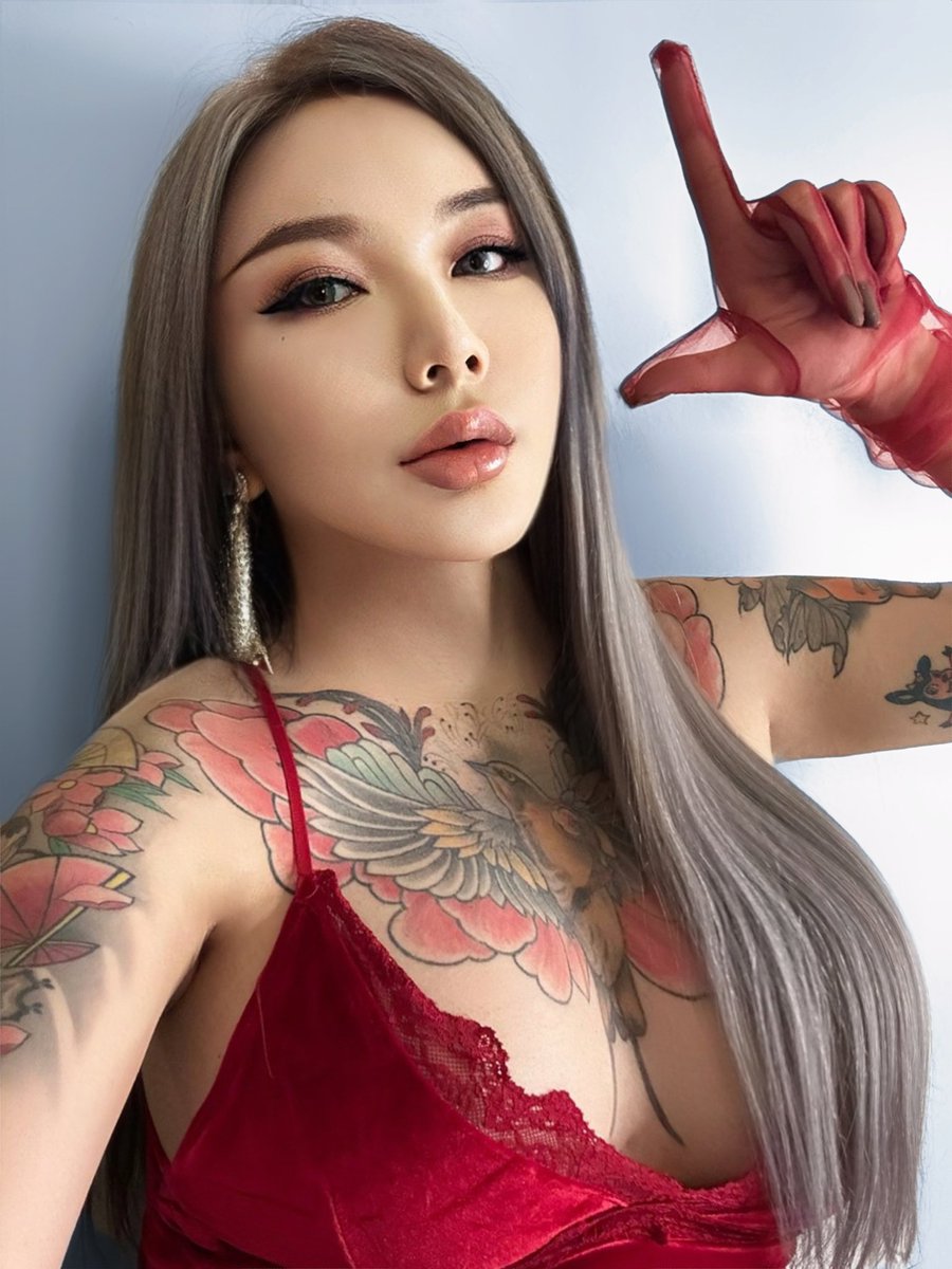 北京Ts梦野星 on Twitter: "接长发染灰色喽 换个感觉保持开心🧏🏻#北京Ts"