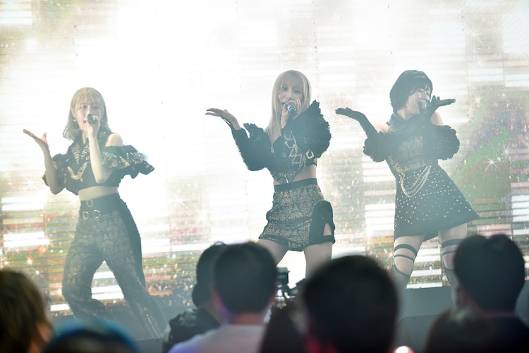 トオル@𝒌𝒎𝒄 on Twitter: "RT @natalie_mu: 【ライブレポート】SANDAL TELEPHONE、結成4周年で再びクラブセットライブ！新曲3曲を迫力の重低音でお届け ...