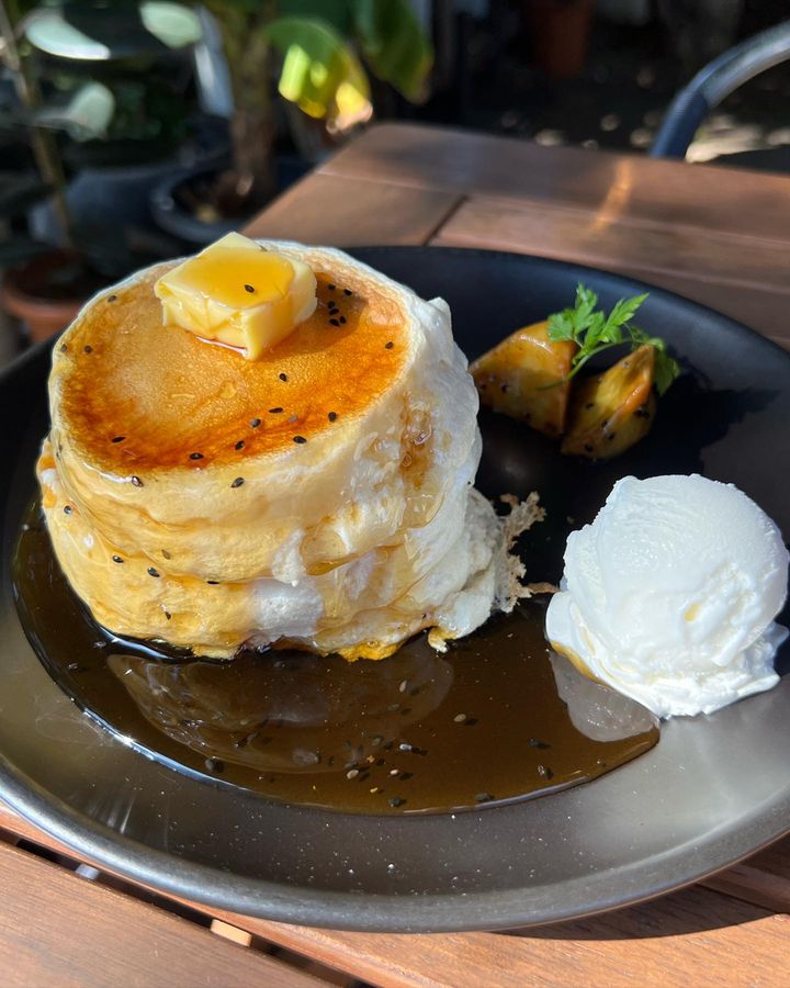 🐰 れん・X・みみ 🐰 on Twitter: "RT @retrip_gourmet: ふわふわな世界へようこそ。東京都内・近郊の“厚焼き”パンケーキ＆ホットケーキ店11選 https ...