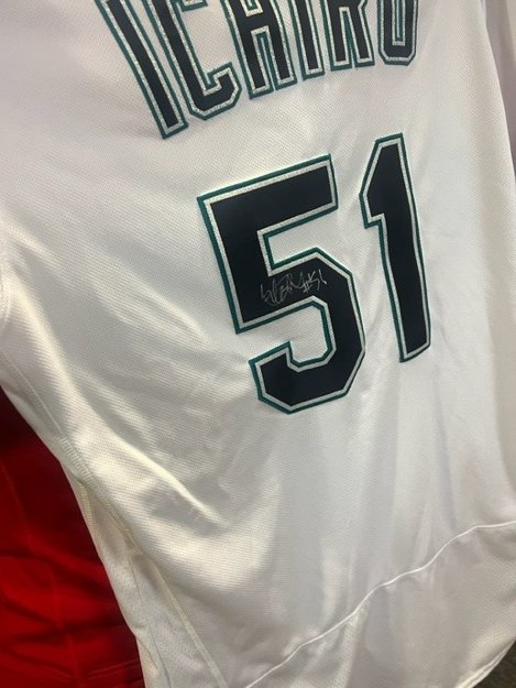 Full Count Mlb取材班 On Twitter 先日のマリナーズ戦での一幕👏/nn試合前に イチロー 氏と交流した カージナルス の ラーズ・ヌートバー 外野手‼️