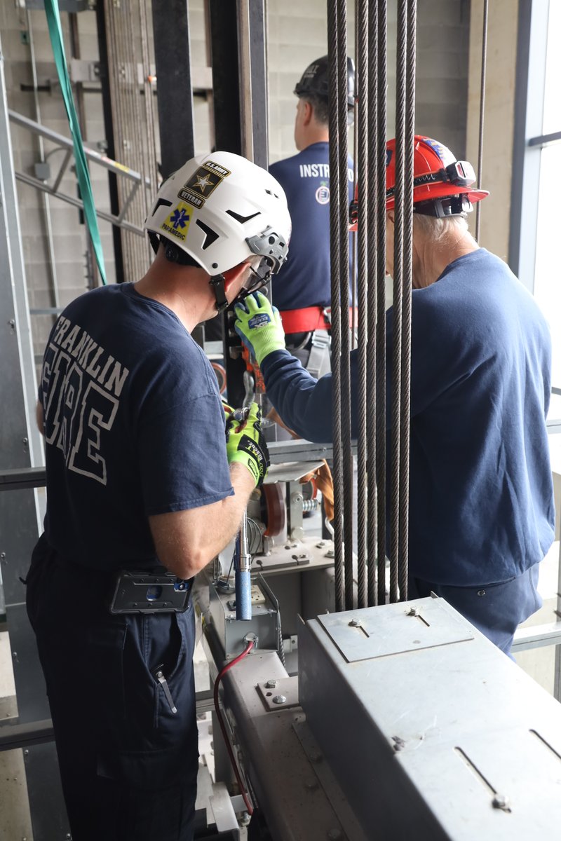 Indianapolis Fire Department 🚒 on Twitter: "#FDIC2023 H.O.T. Class Day 2 - Elevator Emergency ...