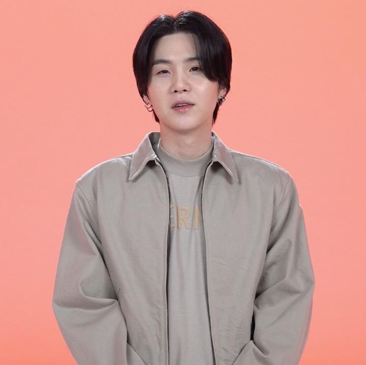 BTS_official on Twitter: "RT @AppleMusic: #AgustD's debut solo album has arrived and it's ...