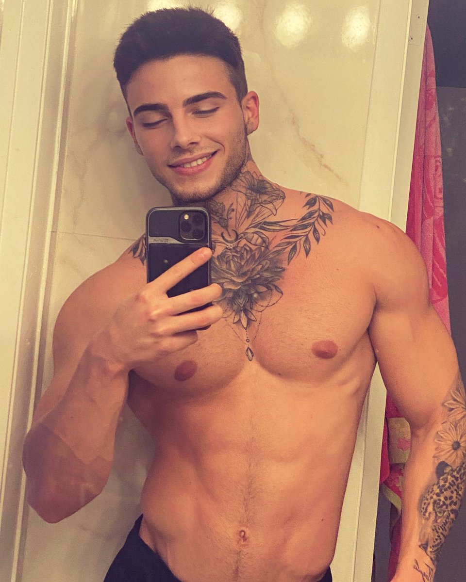 Hot Dudes Good Mood 🇺🇦 on Twitter: "RT @gaybitchyqueen: