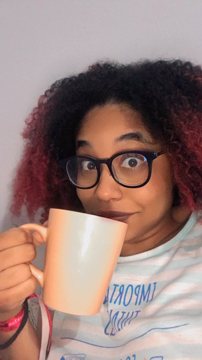 Mira 🍁 on Twitter: "fui passar até um cafezinho pra acompanhar pois ...