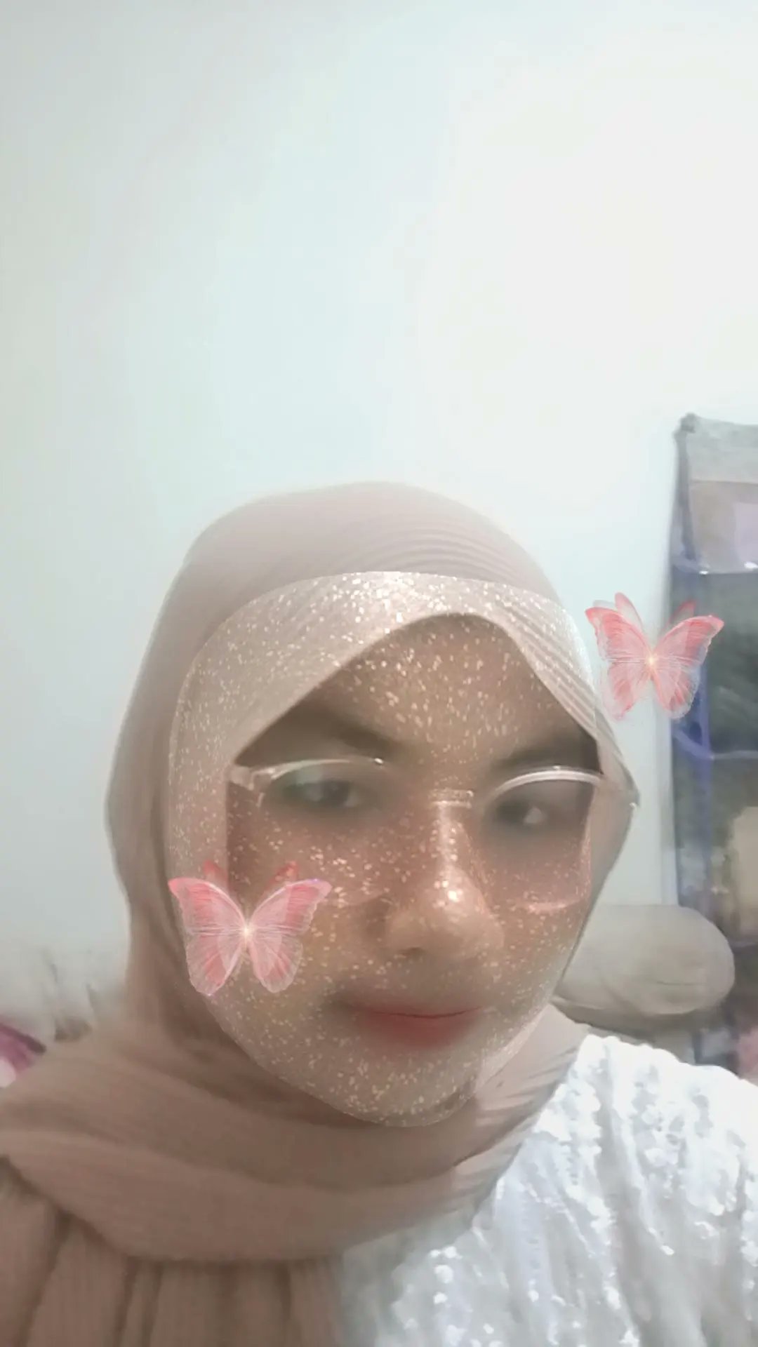 isma-putri-azzam803062532-twitter