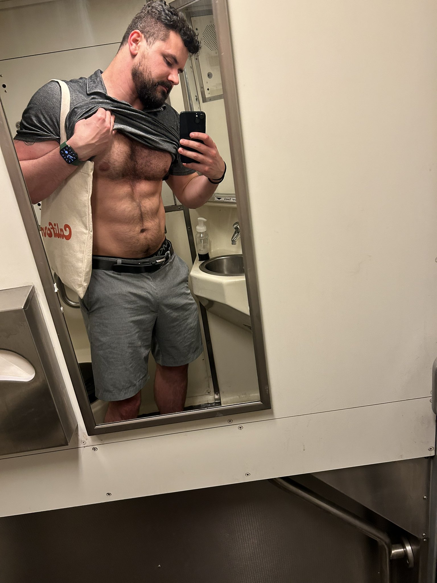 Aaron Bear 6’3”/190cm LA on Twitter: "Where are my good boys? https://t.co/THFiwGIXg2" / Twitter