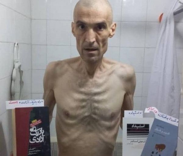 آخوندِ مرده On Twitter بدون شرح