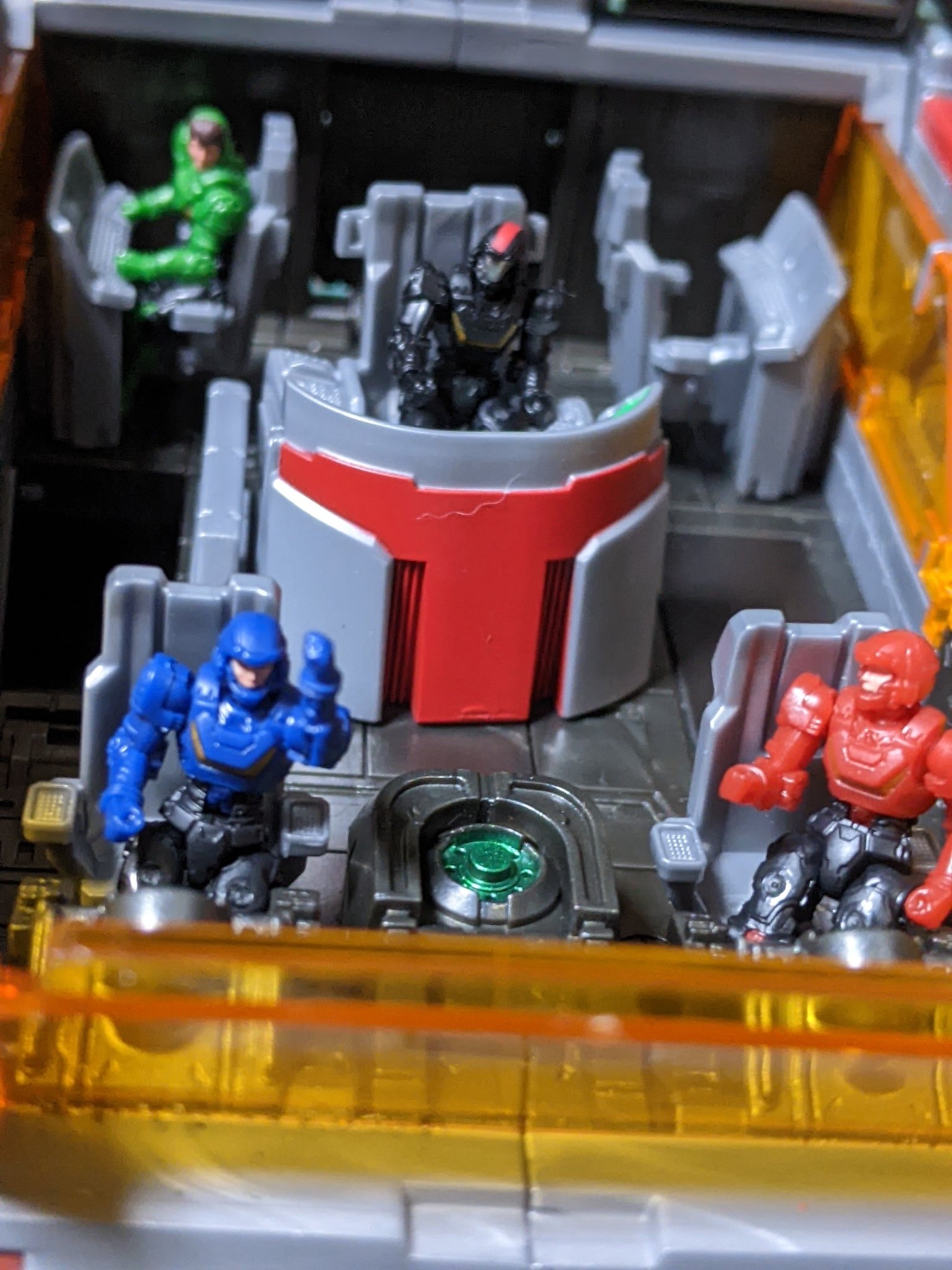 もささ 成田SKYGATE BASE on Twitter: "「オライロータスより全艦へ通達。ジオダイバー隊による広域破壊爆弾の起動を確認。北辺ヴァジュラ群の分厚い壁に風穴が開いた。本作戦に ...