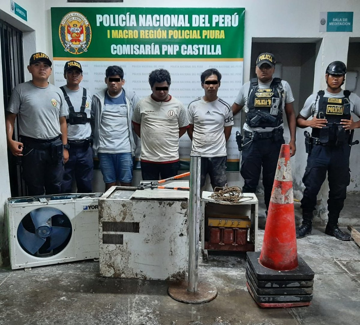 Policía Nacional Del Perú On Twitter En Piura Efectivos De La