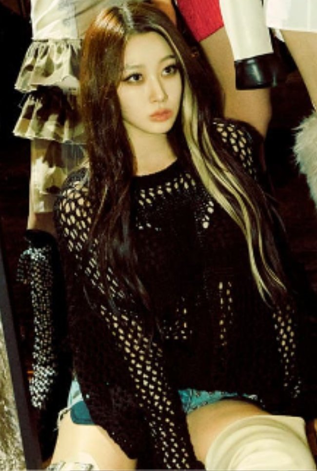 GISELLE GLOBAL (slow) on Twitter: "Aeri Uchinaga. Her era. REAL WORLD CONCEPT PHOTO #aespa ...