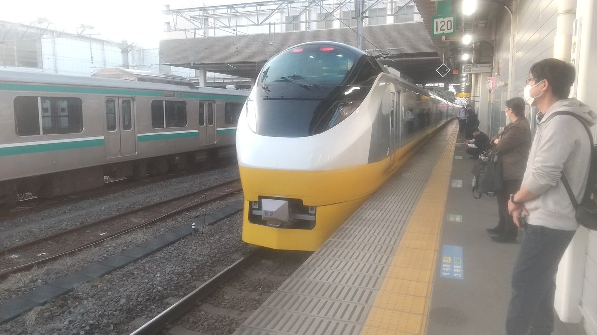 Kazuya on Twitter: "4/27(木)勝田駅にて 回8725M KY出場回送E657系K2編成10両 ※フレッシュひたちリバイバルカラーイエロージョンキル 勝田駅でイエロー ...