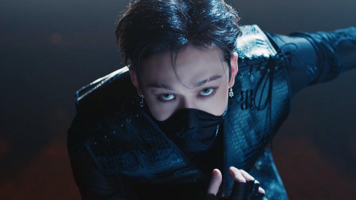 Stray Kids Chart Data on Twitter: ""★★★★★ (5-STAR)" Trailer has now surpassed 500,000 (500k ...