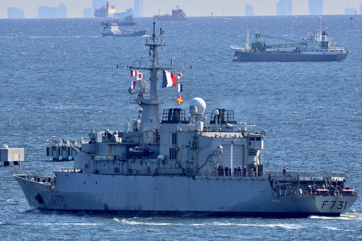 WarshipCam on Twitter: "French Navy Floreal-class frigate FS Prairial (F731) leaving Yokosuka ...