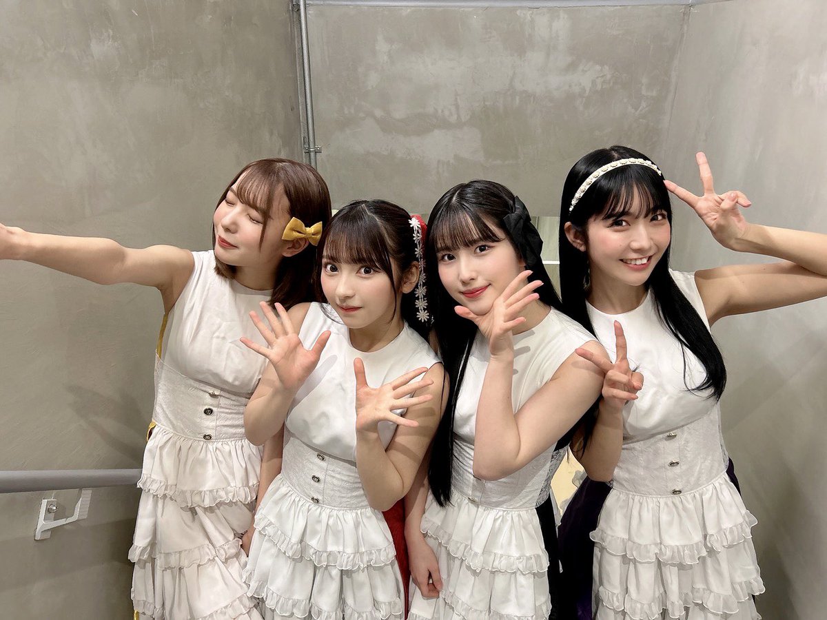 💋天羽希純 #2i2💋7/31ツアーファイナル on Twitter: "まもなく20:00からリモチェキ発売開始💜 とーみちゃん主演の映画ということで…映画のグッズを持って撮っちゃうよ🥰 ...