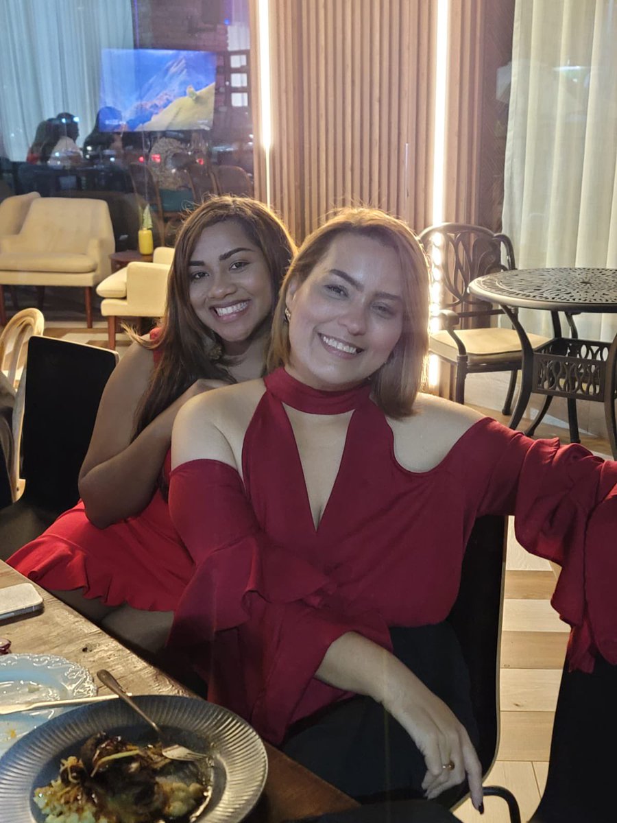 Ode Polanco 📲 on Twitter: "Anoche sorprendimos esta hermosa mujer…. Como ella se lo merece ...