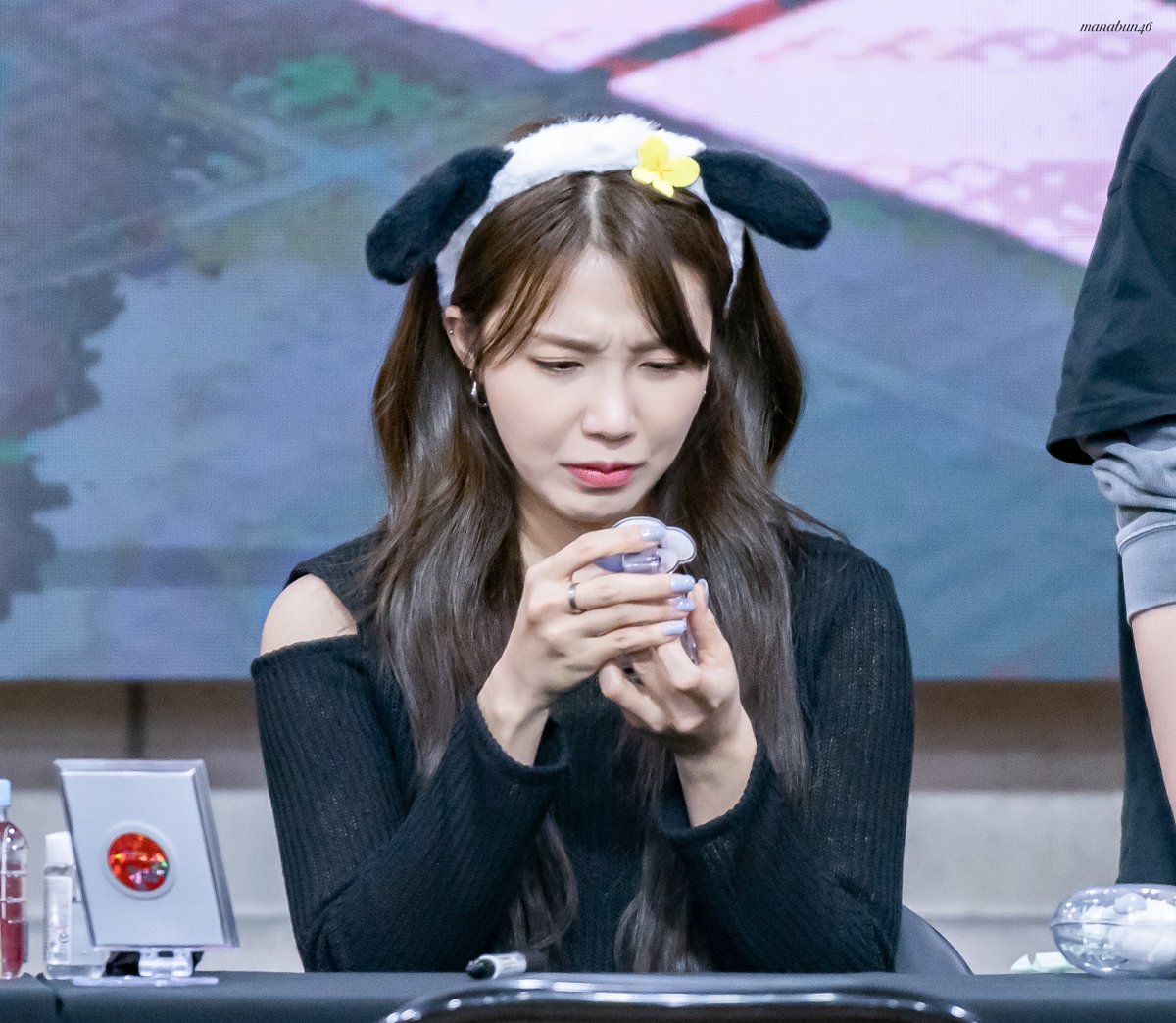 まーさん（마나부） on Twitter: "230423 Apink makestar fansign ウンジ #에이핑크 #Apink #정은지 #Eunji @Apinkjej"