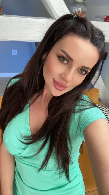 Tw Pornstars Luna Roulette The Most Liked Pictures And Videos From
