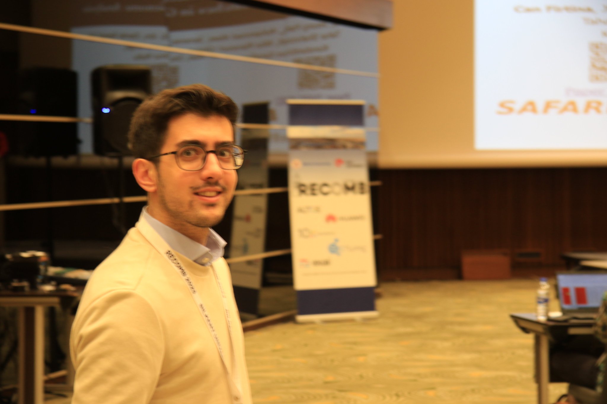 Can Alkan on Twitter: "Team @crashius: Gün @gunkaynar, Sina @sinabr01, Sayyed @sa_na33 (photo ...