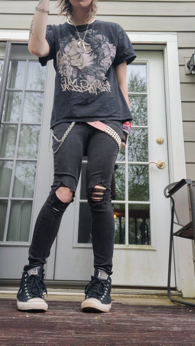 rainy (evil mean nasty) on Twitter: "im doing my part to keep real emo alive, are you?"