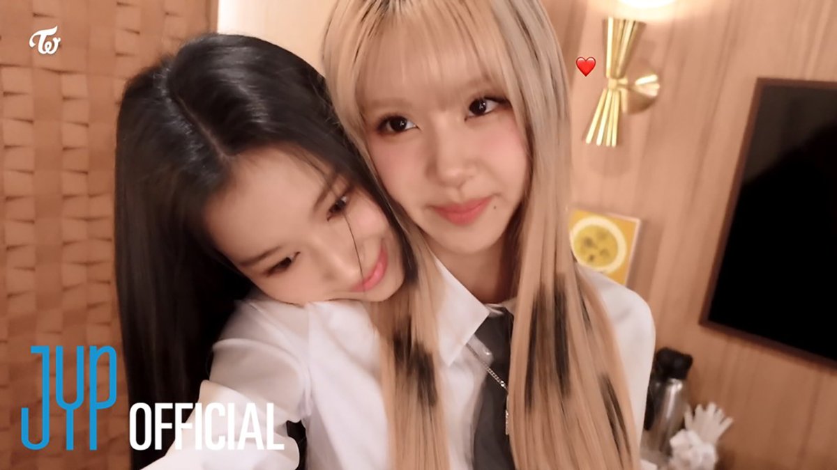 TWICE on Twitter: "TWICE TV "The Kelly Clarkson Show" & "The Tonight Show Starring Jimmy Fallon ...