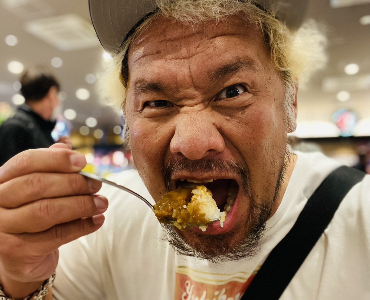 真壁 刀義 On Twitter ようやく天山の気持ちが分かったわ🥴 高速道路saに寄ってランチだったんだが、何を食うかを考えたら