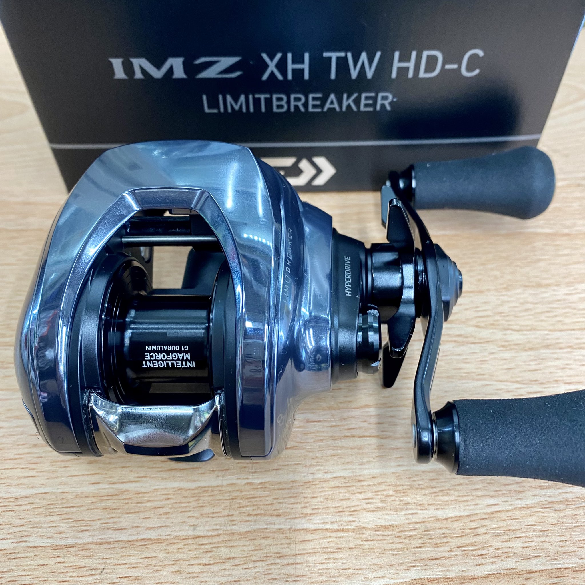 上島釣具店 on Twitter: "☆新商品☆ ダイワ New IMZ XH TW HD-C リミットブレイカー (XHLも入荷しております) アプリと連携して釣行データの保存やリールの ...