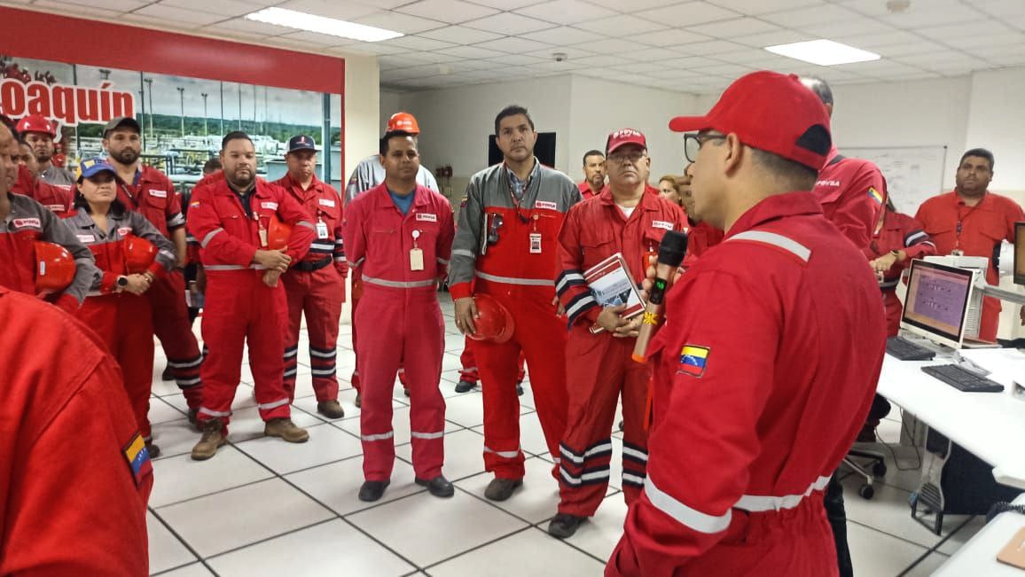 Petróleos de Venezuela, S.A. on Twitter: "🇻🇪📰 Ministro de Petróleo recorrió áreas operacionales ...