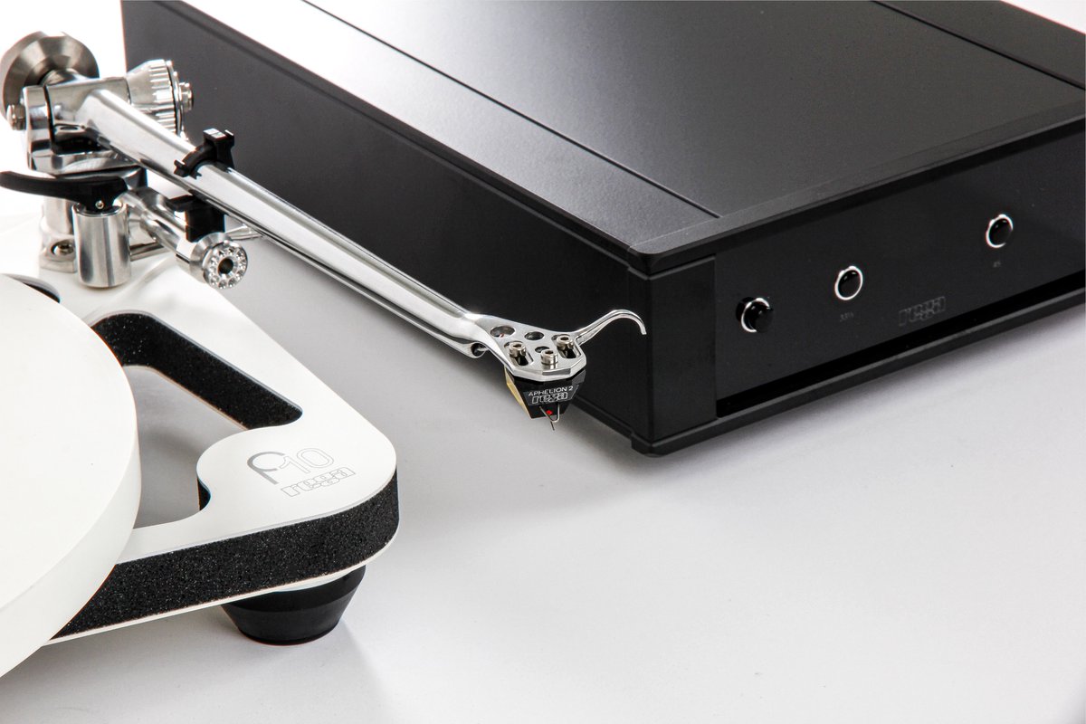 Rega Research Ltd. on Twitter: "Don't forget the Rega P10 is now available in Matt White ...
