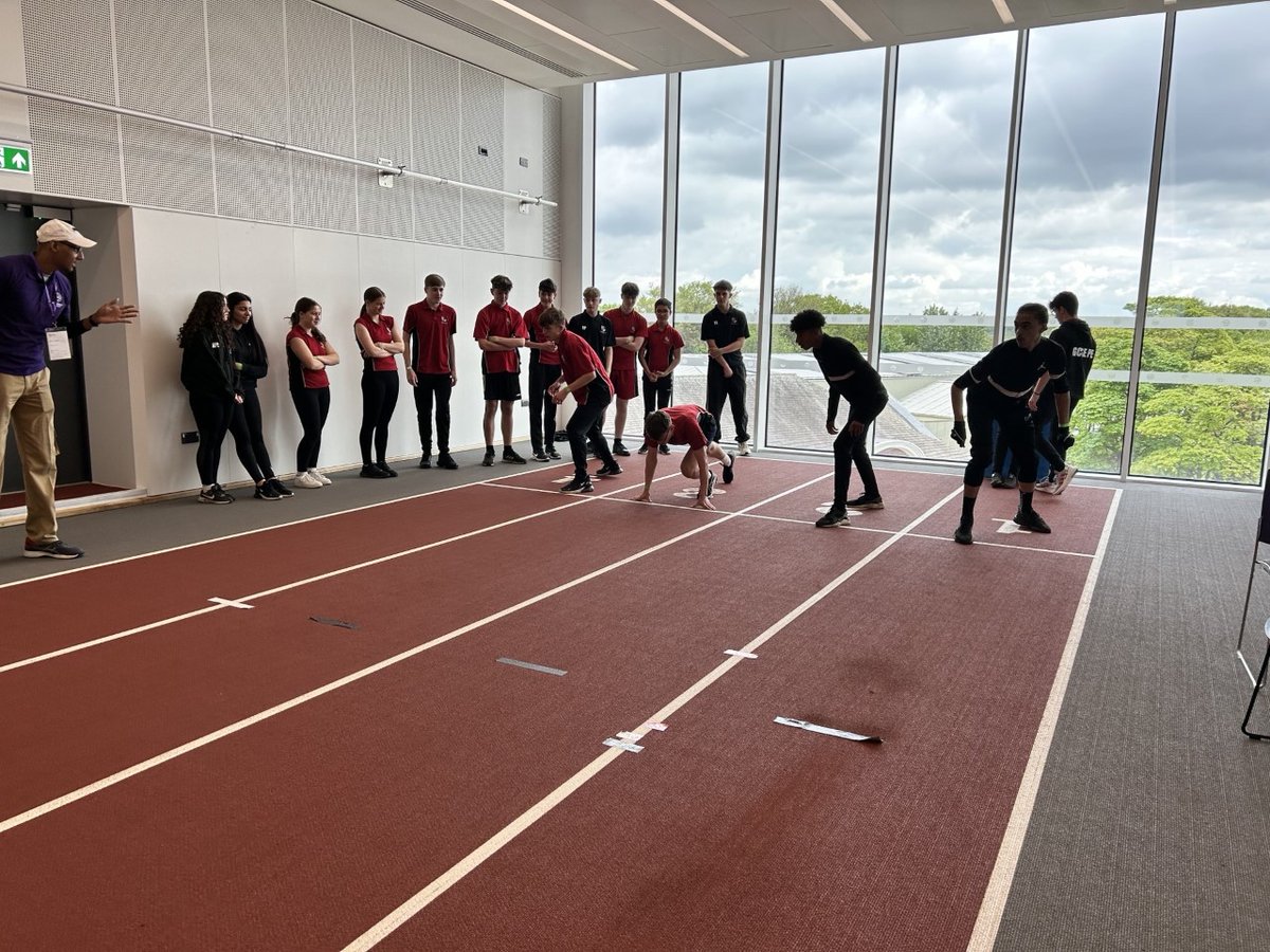 Lawnswood School - History