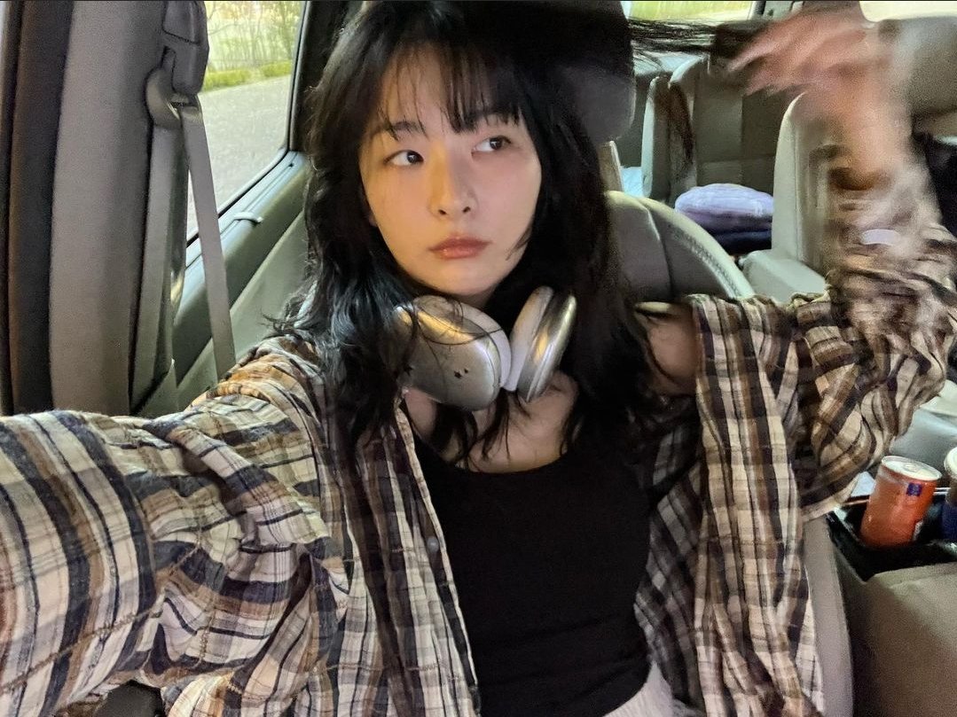 Ksg Updates On Twitter Reinamora Added As Worn By Red Velvet Seulgi