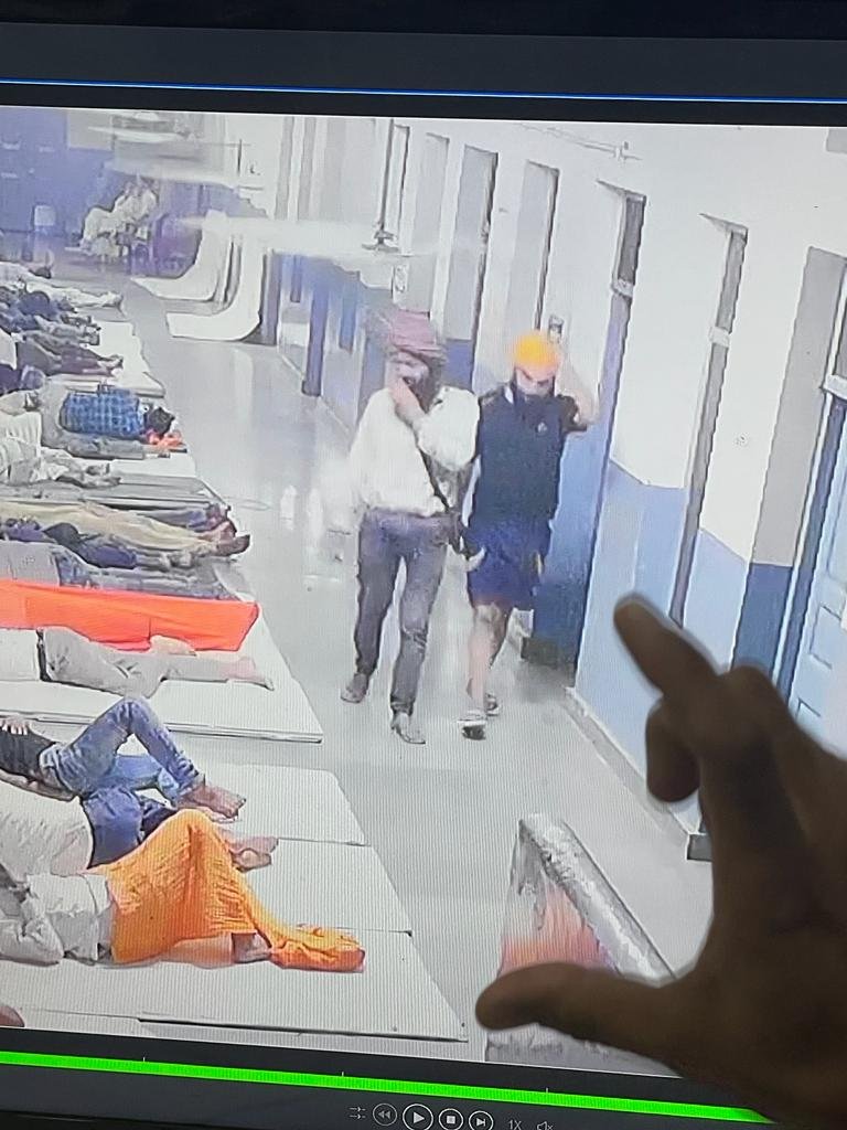 ANI on Twitter: "Amritsar | Picture of the alleged suspect behind the low-intensity explosion ...