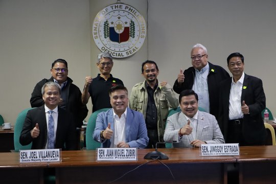 Abs Cbn News On Twitter Look Senate President Juan Miguel Zubiri