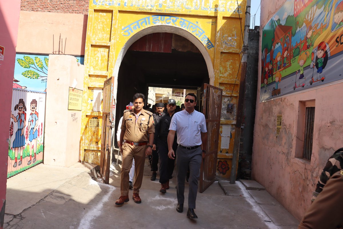 ETAWAH POLICE on Twitter: "#Etawahpolice DM इटावा व SSP इटावा द्वारा नगर निकाय निर्वाचन-2023 को ...