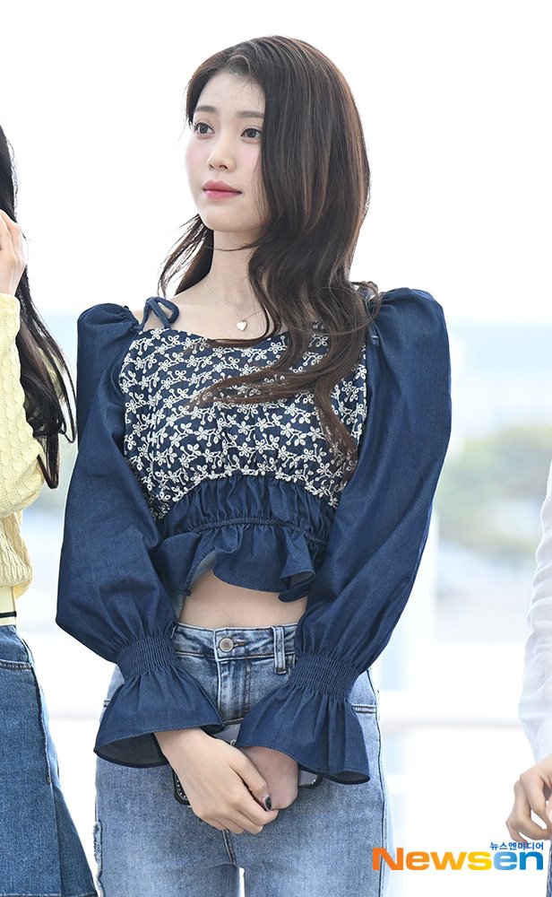 shen xiaoting pics 🦌 on Twitter: "🔗https://naver.me/xyjiaEbS 🔗https://naver.me/5ZvsWyrY 🔗https ...