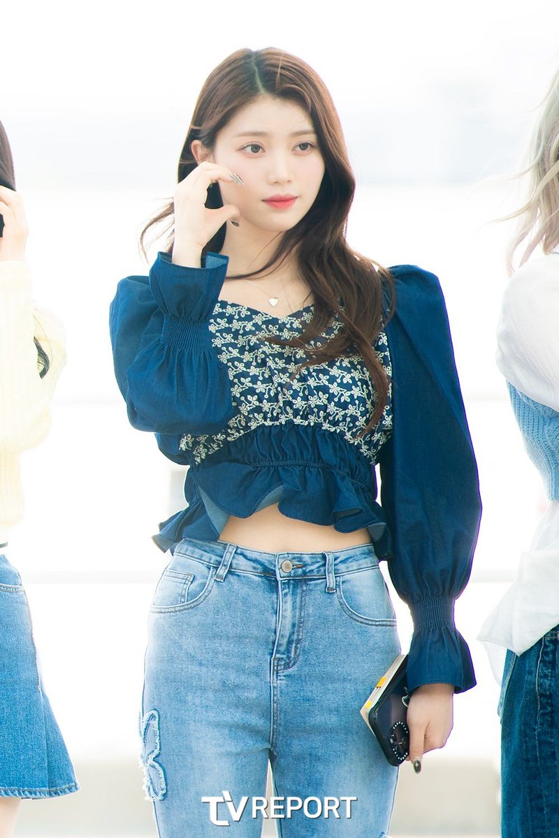 shen xiaoting pics 🦌 on Twitter: "🔗https://naver.me/xyjiaEbS 🔗https://naver.me/5ZvsWyrY 🔗https ...