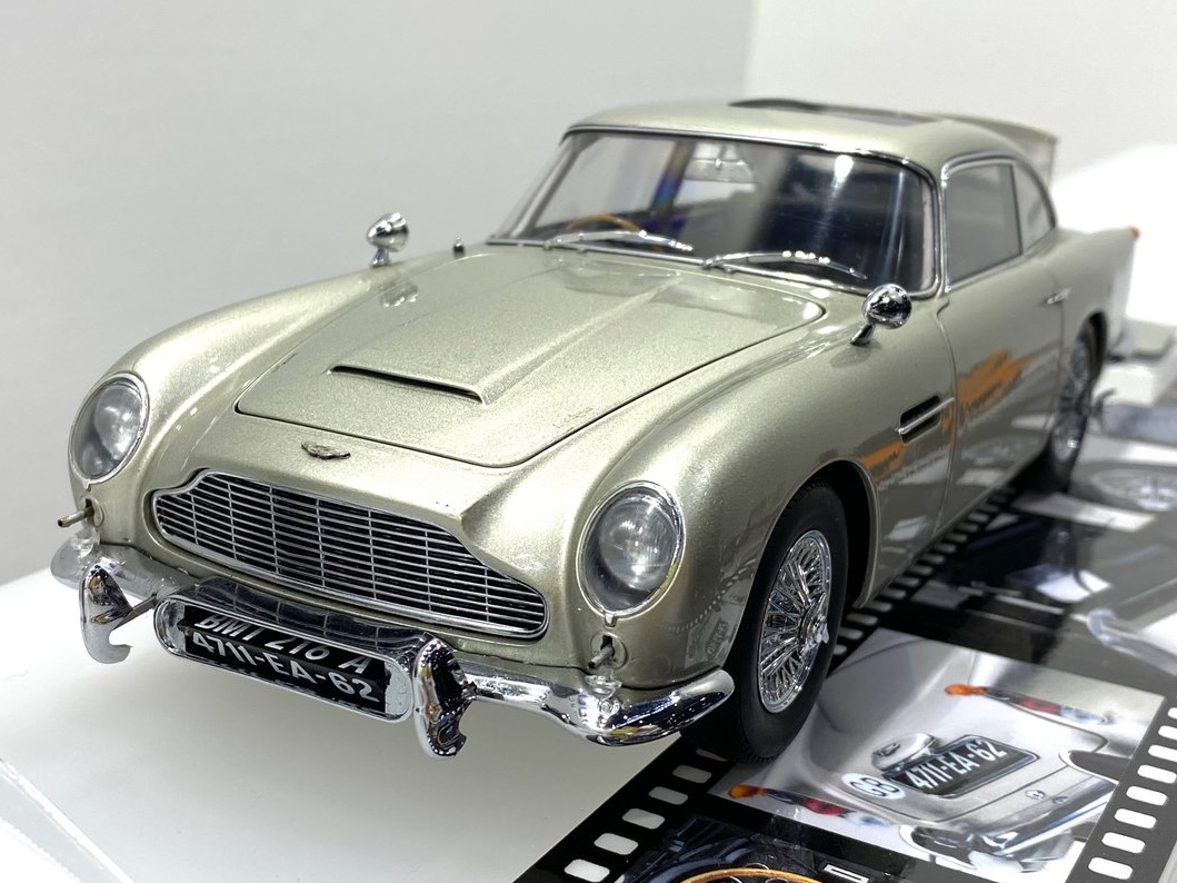 AUTOart models Japan on Twitter: "ただいま静岡ホビーショーにて新作サンプル展示中です！ 1/18スケール『アストンマーチン DB5【007／ゴールドフィンガー ...