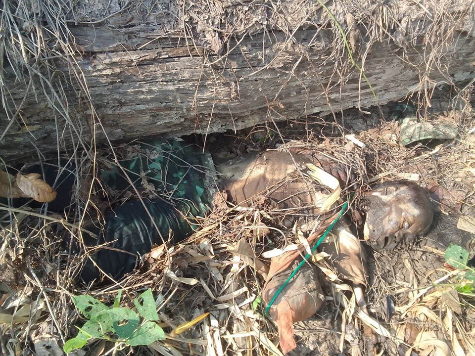 Khit Thit Media On Twitter ဗန်းမောက်တွင် စစ်တပ်စွန့်ပစ်ထားခဲ့သော Sna အလာင်း ၆ လောင်းကို Pdf က