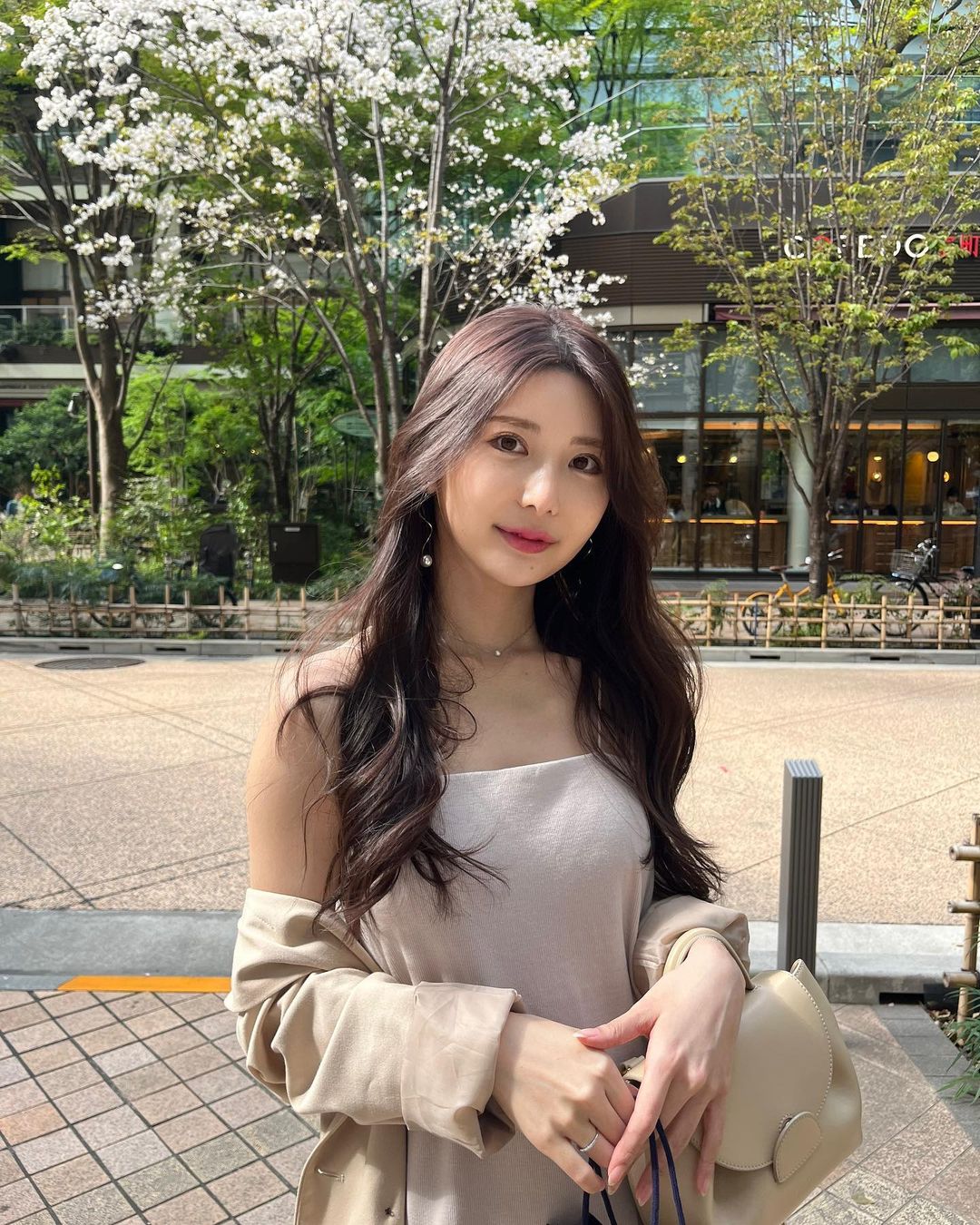 Erin on Twitter: "最後に桜とツーショット撮っておいた🌸 #桜 https://t.co/rbvxD2ugHa" / Twitter