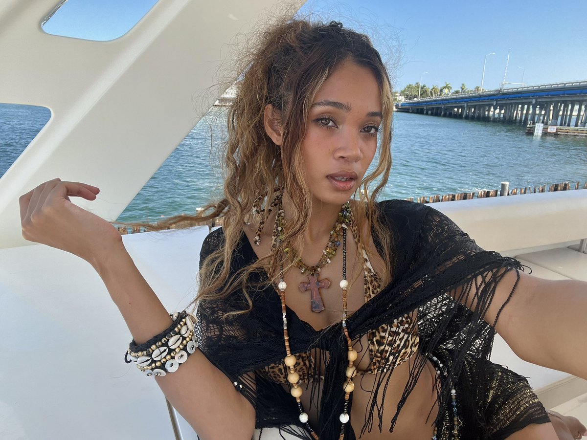 Tai’Aysha 🌹 on Twitter: "💙"